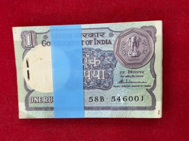 Rs 1 old serial packet 546001 fancy number S venkatraman sign